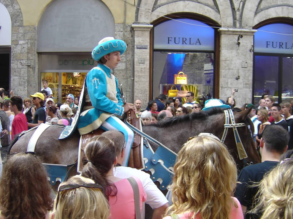 Palio Horse Race in Siena, Italy - My Traveling Kids